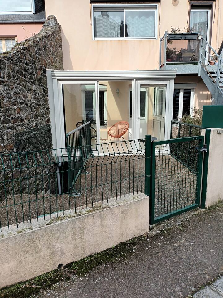 Appartement Proche Gare/centre Ville - Granville