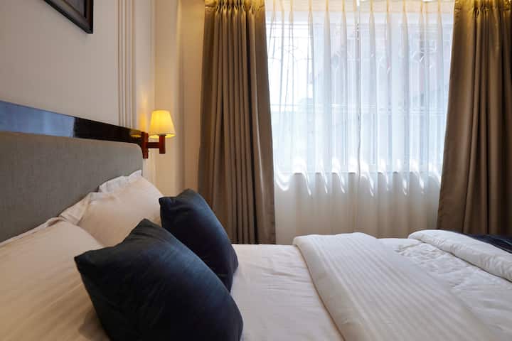 The Luxe Loft High-end Comfort - Howrah