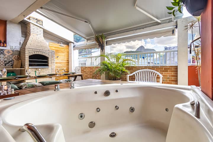 Penthouse Retreat W/ Jacuzzi & Bbq | Heart Of Copa - Copacabana