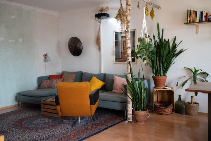 Quiet And Bright Attic Apartment - Leipzig