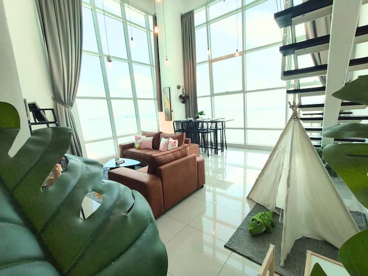 Maritime Suite Modern Seaview Duplex For 8pax - ジョージ・タウン