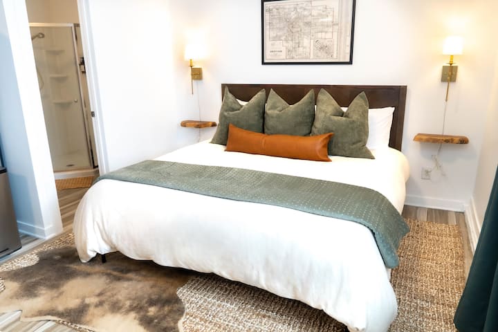 Cozy & Convenient, 5 Mins. To Sloan's & Empower - Harvey Park - Denver