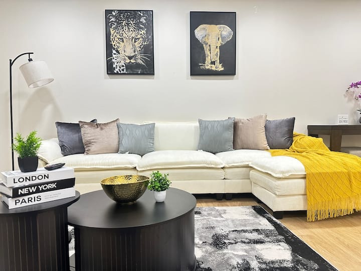 5-star 3bdr Minimalist Residence - Orange County, CA
