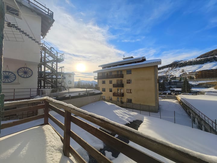 Hostdomus - Fraiteve Suite - Sestriere