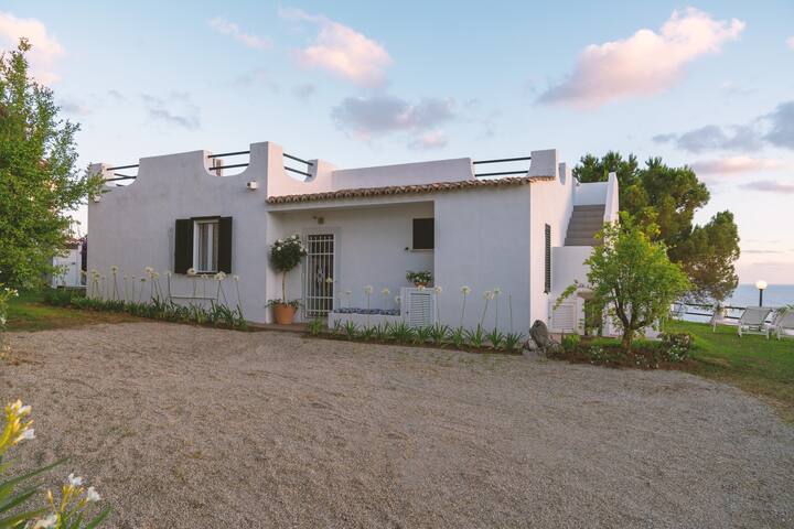 Dimore Acquasale Seaview Houses - Tutta La Villa - Zambrone