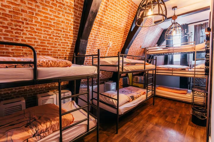 7-person Private Room With Shared Bathroom - Amsterdam