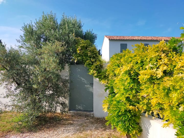 Petite Maison D'hôtes Au Pied Des Alpilles - Les Baux-de-Provence