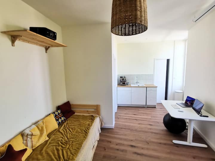 Chambre Privée Avec Sdb & Bureau - Biarritz