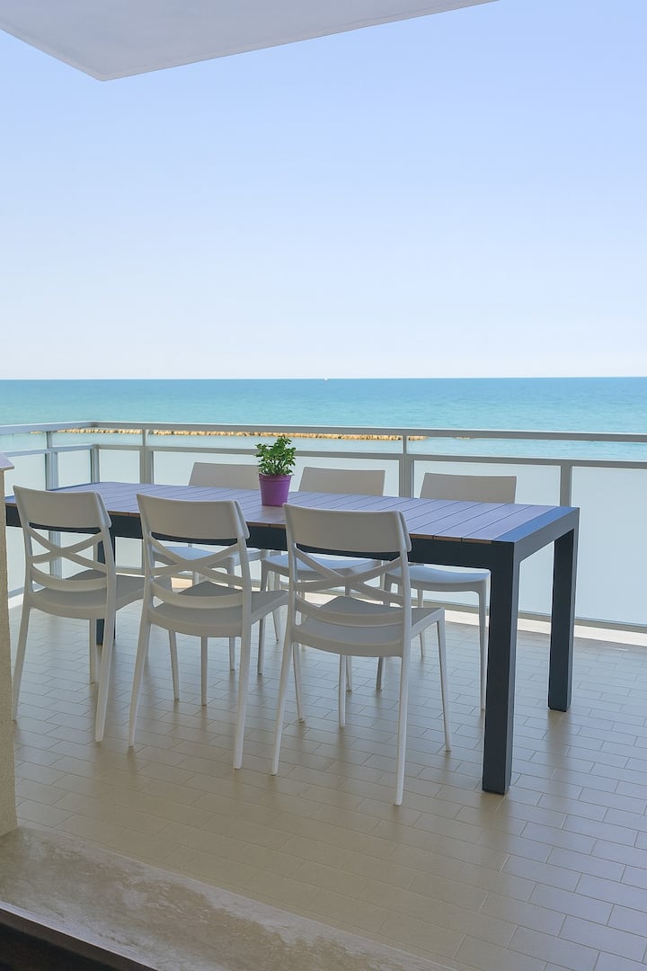 Terrazzo Panoramico Fronte Mare Zamponi - Civitanova Marche