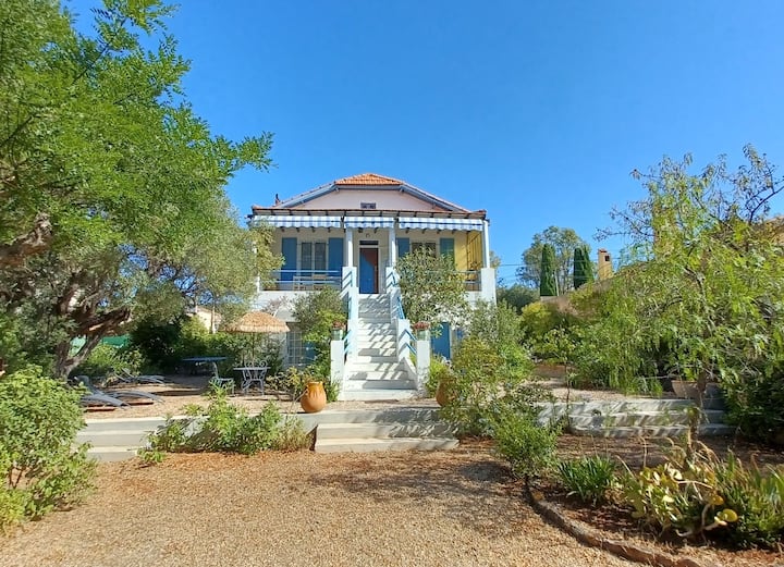 Maison De Vacances Pour 6 - Jardin Plages Bandol - Bandol
