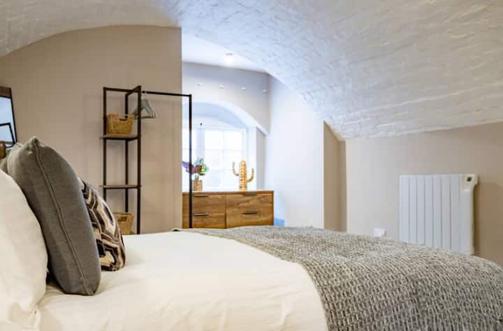 Whiskawayhomes - Shaw Street -Apartment 2 - Worcester, UK