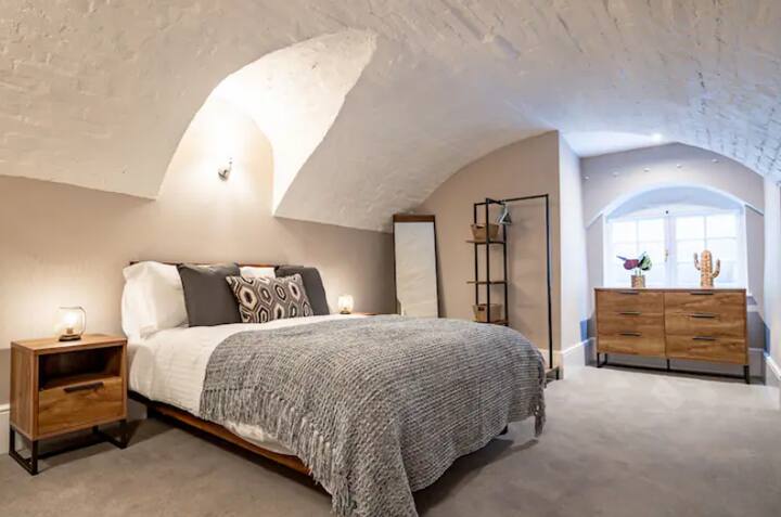 Whiskawayhomes - Shaw Street -Apartment 2 - Malvern