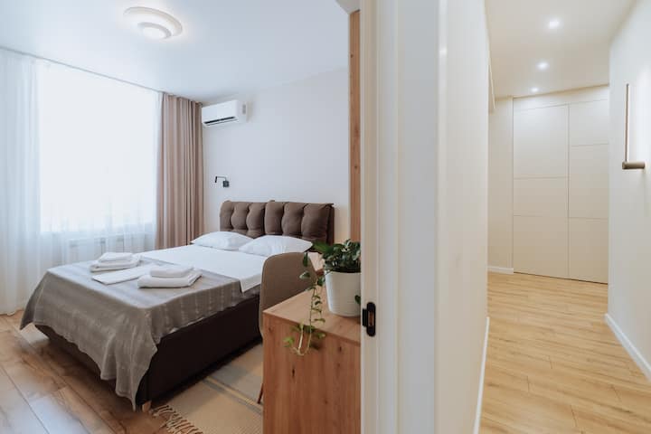 Apartment On ȘTefan Cel Mare — Comfort & Workspace - Chișinău