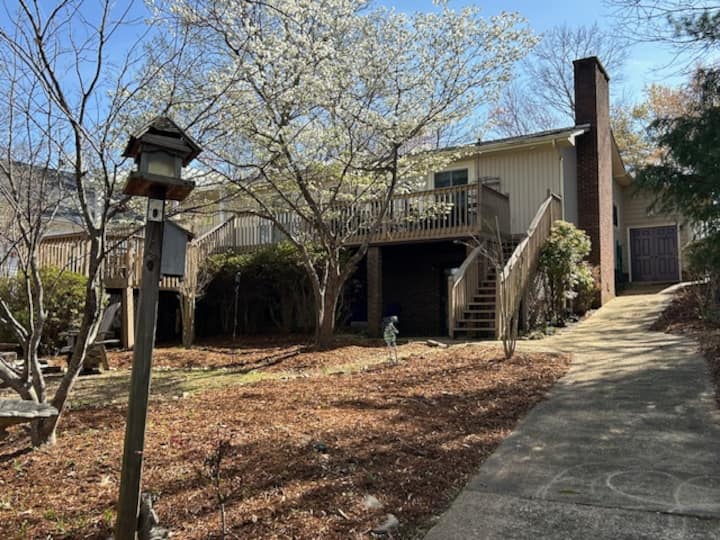 Golf Course Retreat | Family-friendly | Lake James - Lake James, NC