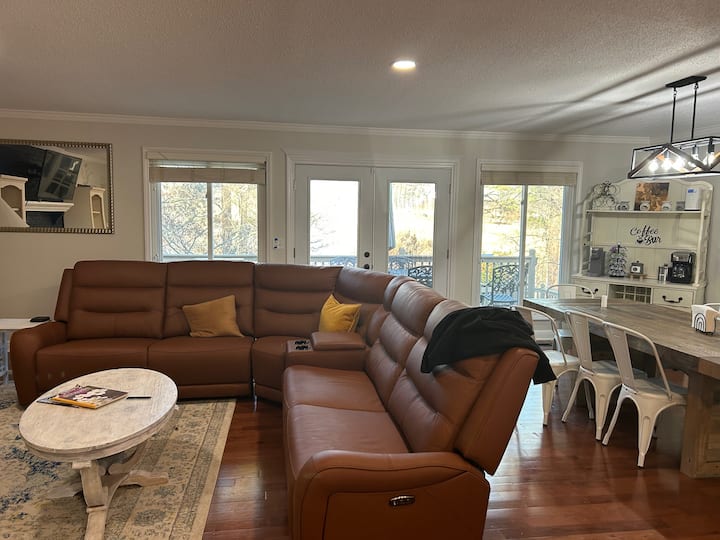 Golf Course Retreat | Family-friendly | Lake James - Lake James, NC