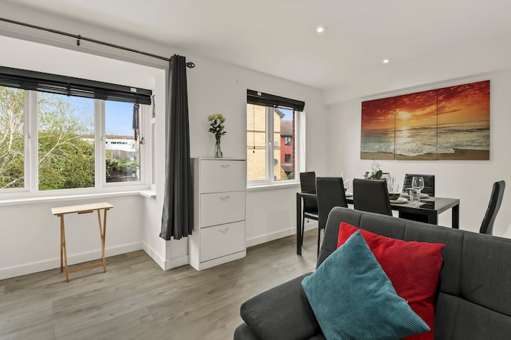 Kingsize 2bed Apt With Free Parking In Ldn - London