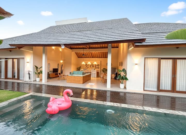 Villa Sinergi Seminyak 6 - クタ