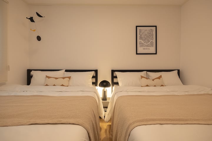 [새해특가]#대흥역5분#홍대#망원#명동#한강투어#경의선숲길#공항철도 - Seoul