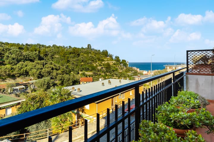 Hostdomus - Casa Uliveto - Alassio