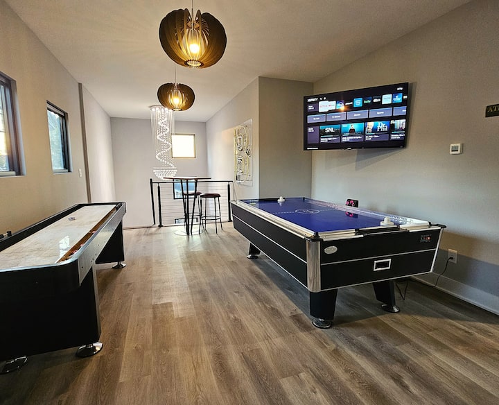 3‑story Rooftop Haven, Steps To Atlantic Station - Atlanta, GA