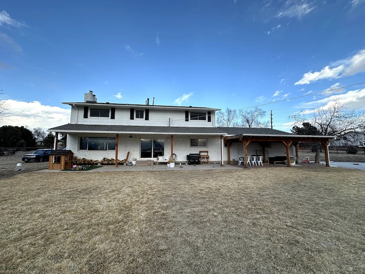 Pilgrim's Rest: Full House On 2 Acres With Views! - Manitou Springs, CO
