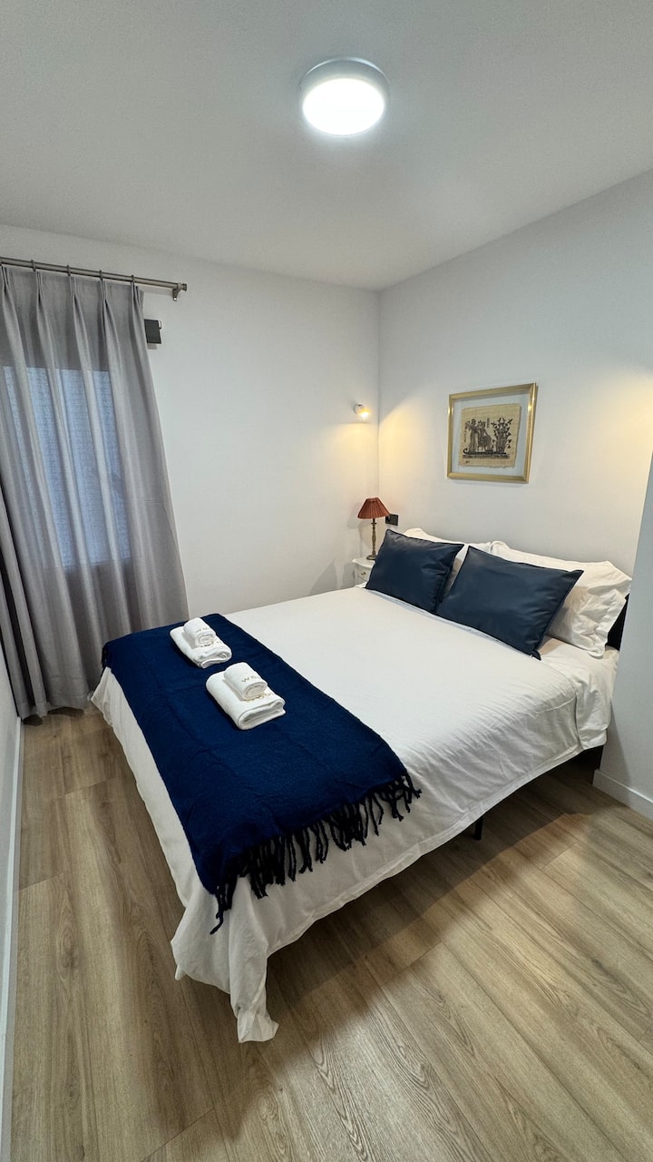 Spacious Renovated 3br·2ba Apt In Gràcia W/balcony - Sant Cugat del Vallès