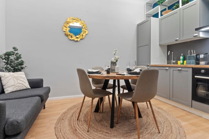 ※ Flatista Homes - Gisela※ 2br ※ - München