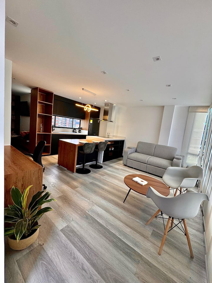 Lujoso Penthouse Con Jacuzzi. - Bogota