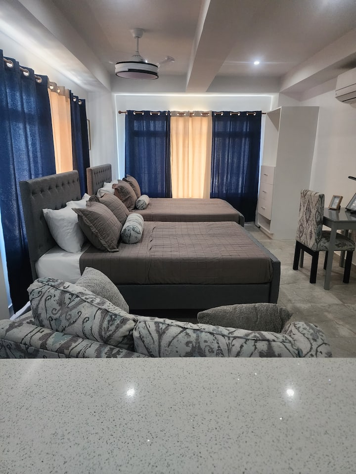 Top View Apartment #11 Modern Dt/ 2 Beds Fast Wifi - Grenada