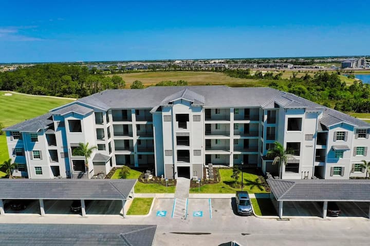 Wellen Park Golf And Country Club
Sand Crane Condo - North Port, FL