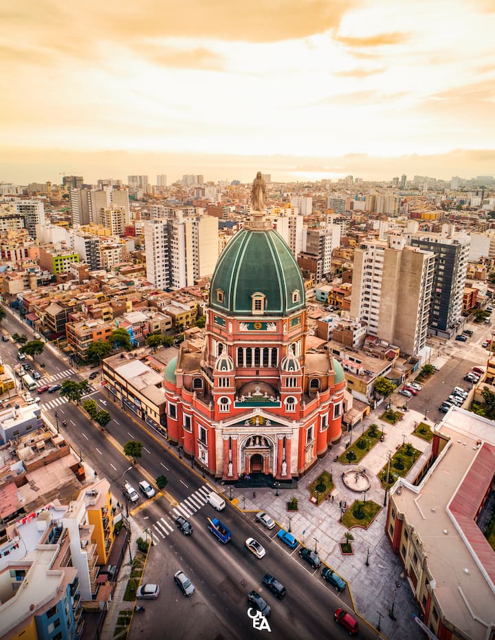 Miraflores Mid-century Oasis | Desk | Yoga | Pool - Peru
