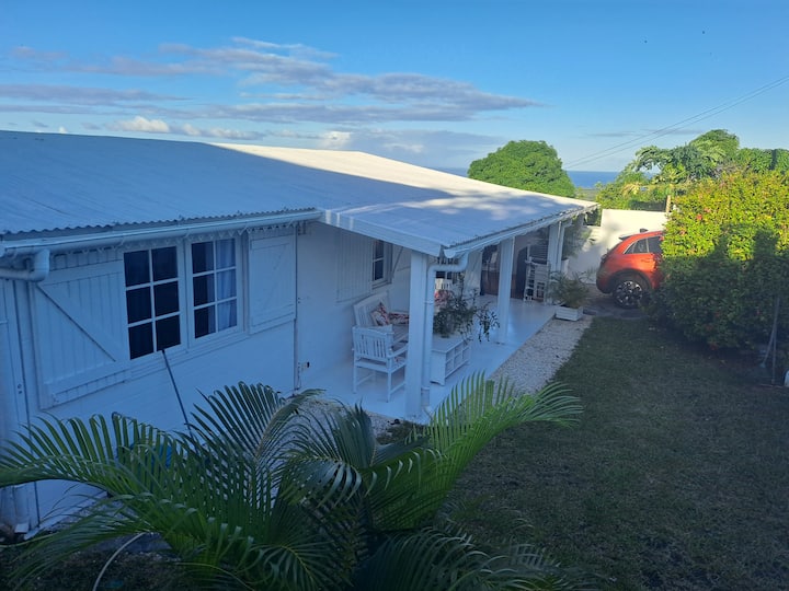 Charmante Maison Vue Mer Avec Jaccuzzi - Réunion