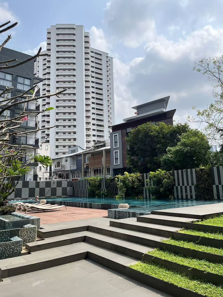 Luxury Condo • Sukhumvit 47 Near Bts Thonglor - Phra Khanong