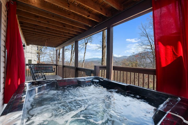New! 2br Resort Cabin W/mtn Views! Hot Tub*games - Gatlinburg