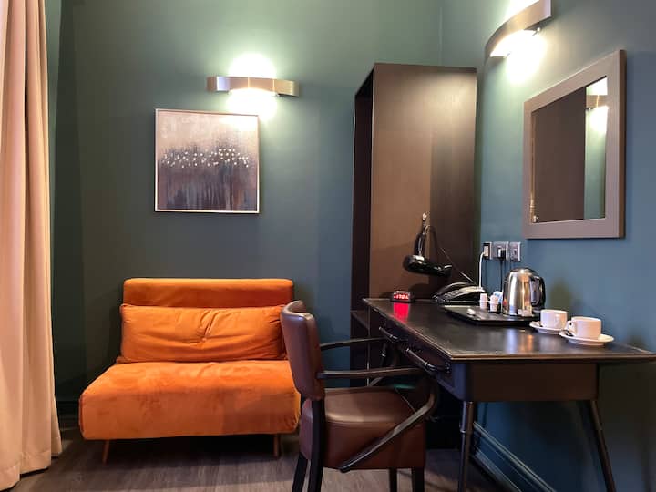Hnfc Stays - En-suite, Free Parking & Restaurant - Newcastle upon Tyne
