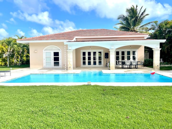 Luxury Cocotal Villa Golf View - Punta Cana
