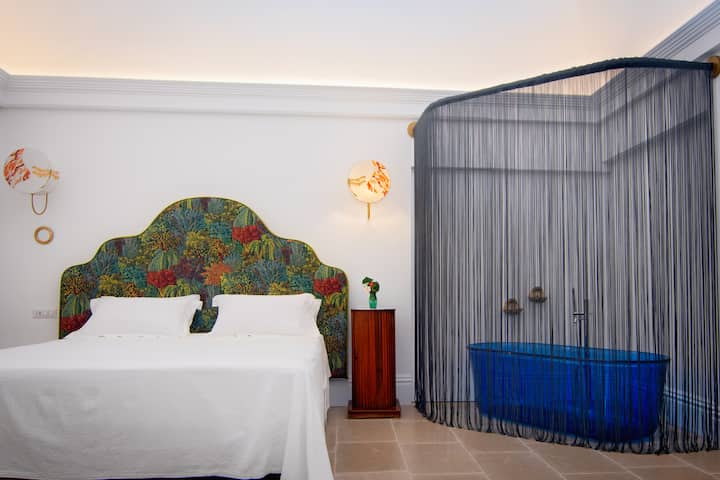 Manouels House Elegant House In The City Center - Vico Equense