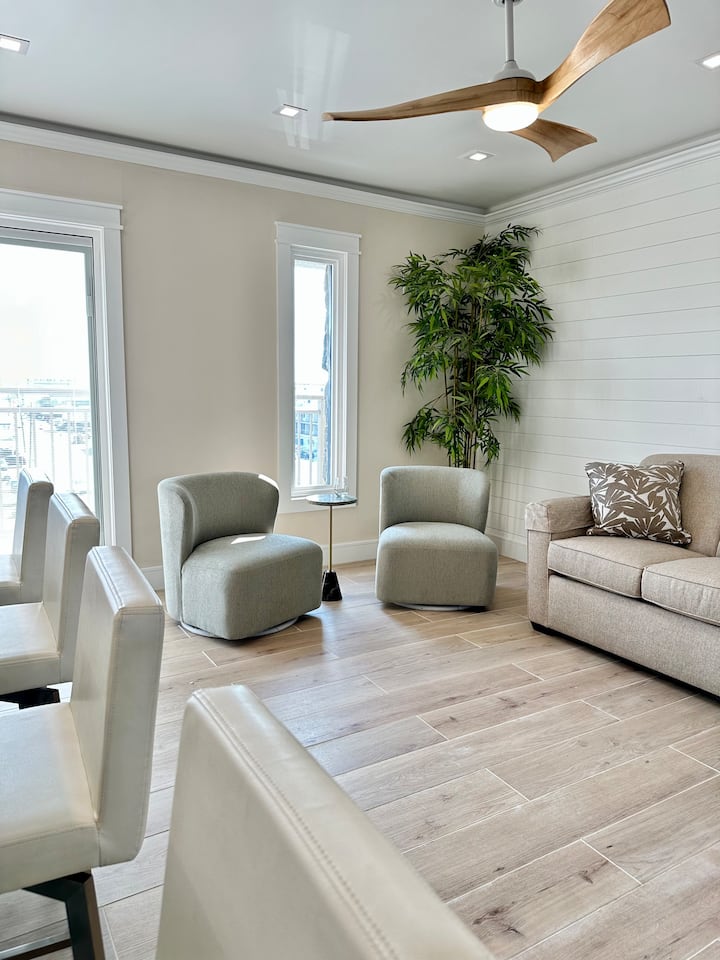 Aloha! Welcome To The Waikiki Oq - Wildwood