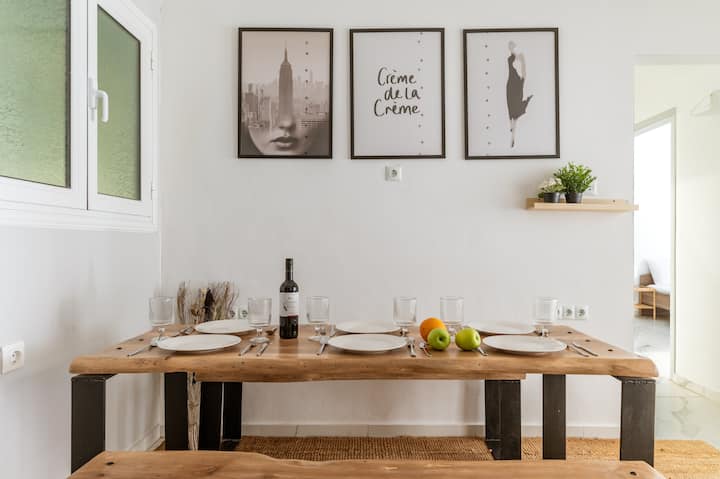 Athens Central Stay, 3bd Apartment, 3 Min Metro - Athens