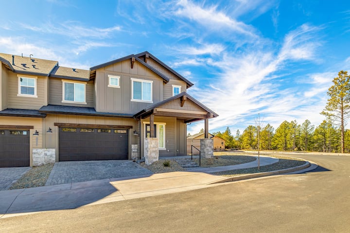 Lux New Home - Right By The North Pole Experience! - Flagstaff, AZ