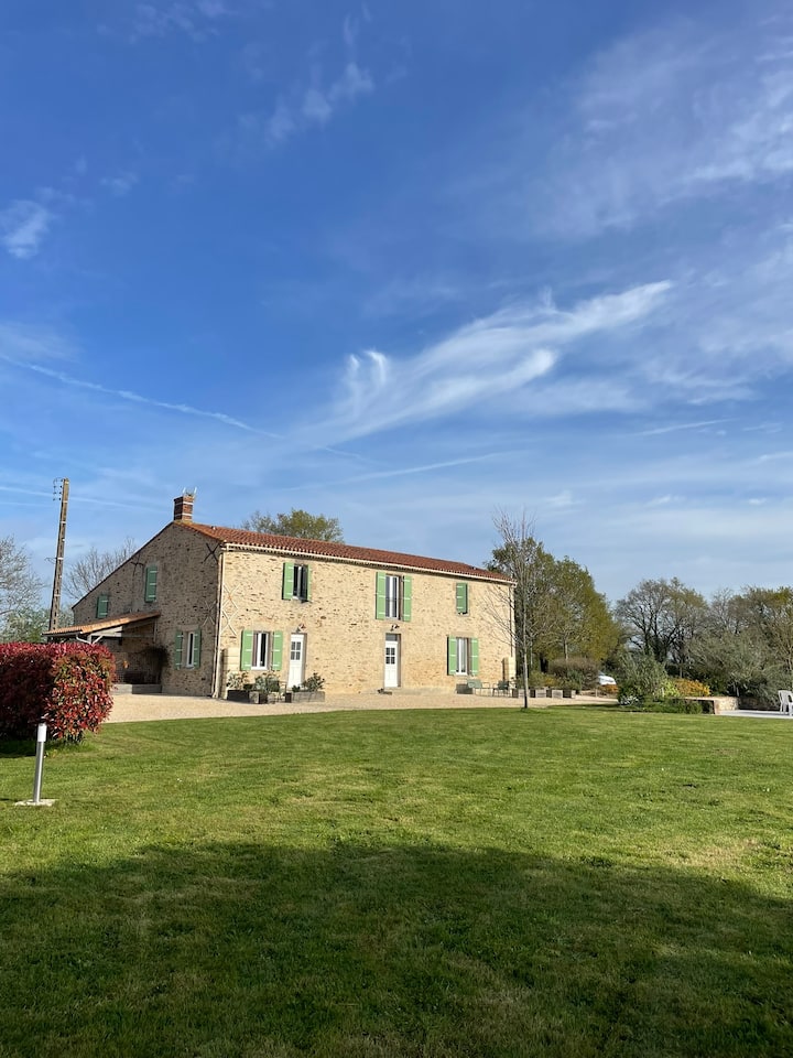 Maison Entière à La Campagne - La Roche-sur-Yon