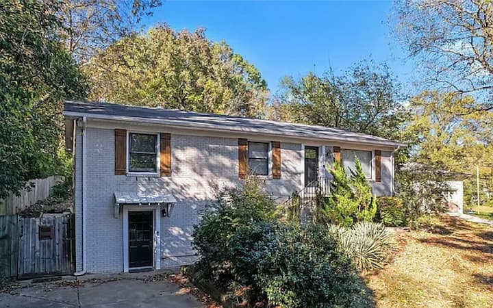 Charlotte Getaway Home! - Stonehaven - Charlotte