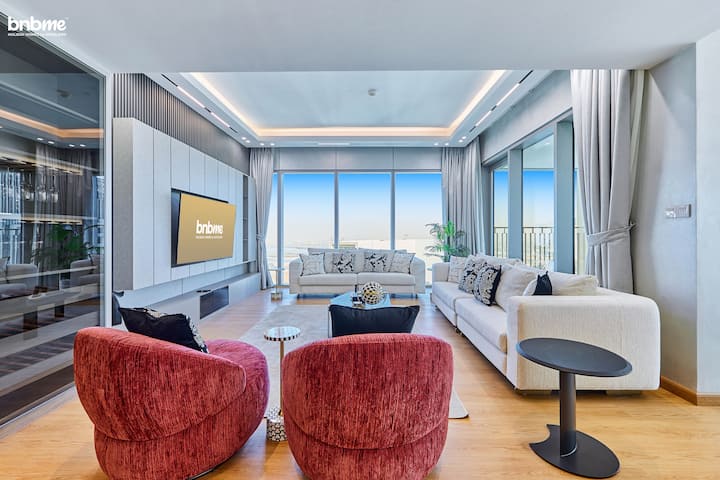 Burj Khalifa View Apartment In Downtown Dubai - Dubai