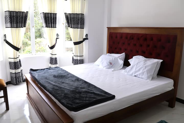 White Rose Villa: Petal Ensuite In Lovers Leap - Nuwara Eliya