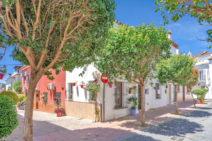 Beautiful Old Townhouse Estepona -"Casa Theresa" - Estepona