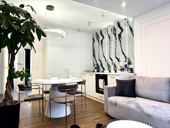 Wita Stwosza14 Apartment-parking - 브로츠와프