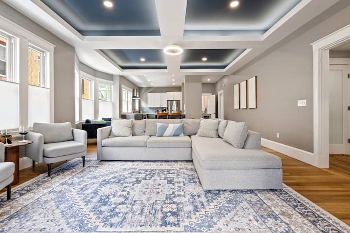 Spacious 3br | Parking | W/d | 10 Min To Downtown - Portland, ME