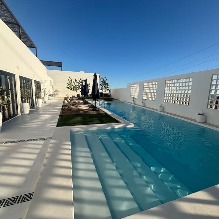 2 Bdr Hideaway - Relax & Comfy - Private Rooftop - Cabo San Lucas