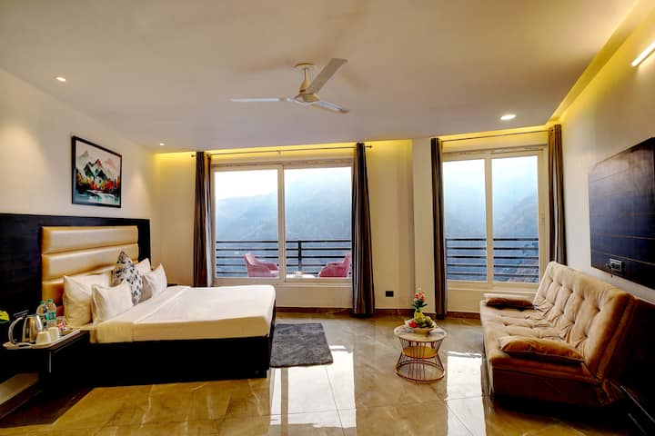 Hill View Casa Luxury 4bhk By Nature's Vibe Stays - Nainital