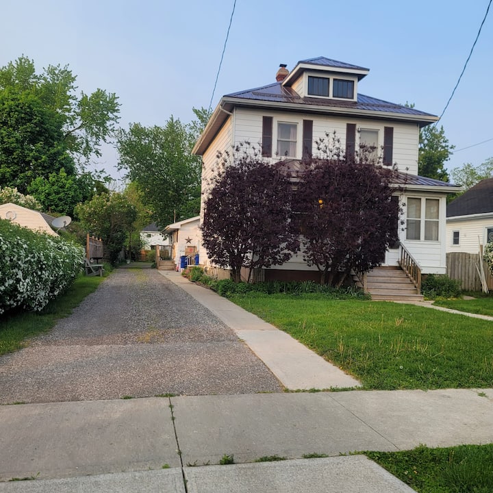 Traditional Style Home - Chatham-Kent